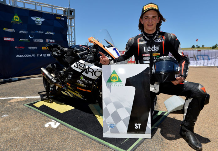 Australian Supersport: Toparis Takes Pole Position At Wakefield Park ...