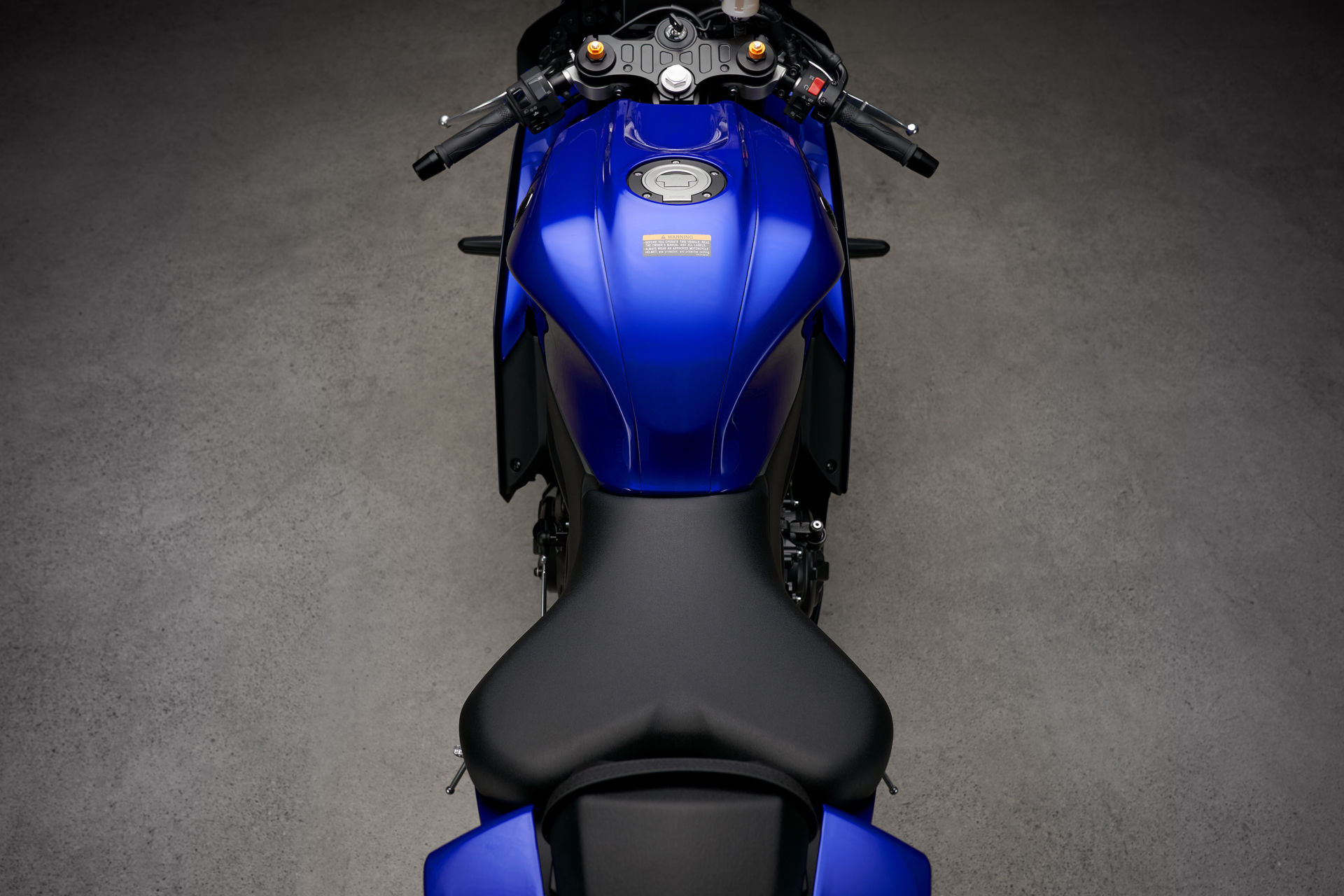 Yamaha Introduces Twin-Cylinder YZF-R7 - Roadracing World Magazine ...