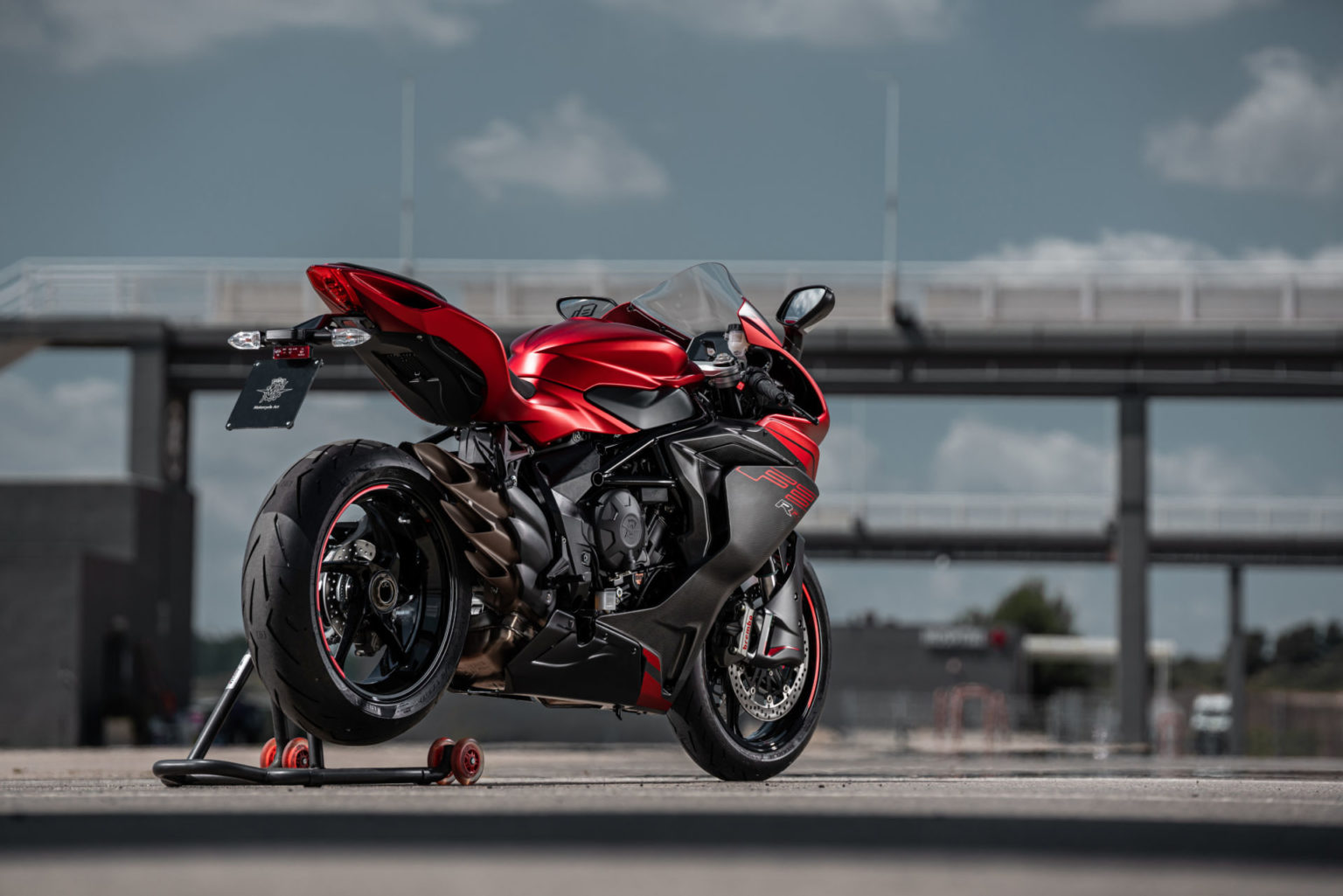 MV Agusta's New F3 RR Comes With Aerodynamic Winglets - Roadracing ...