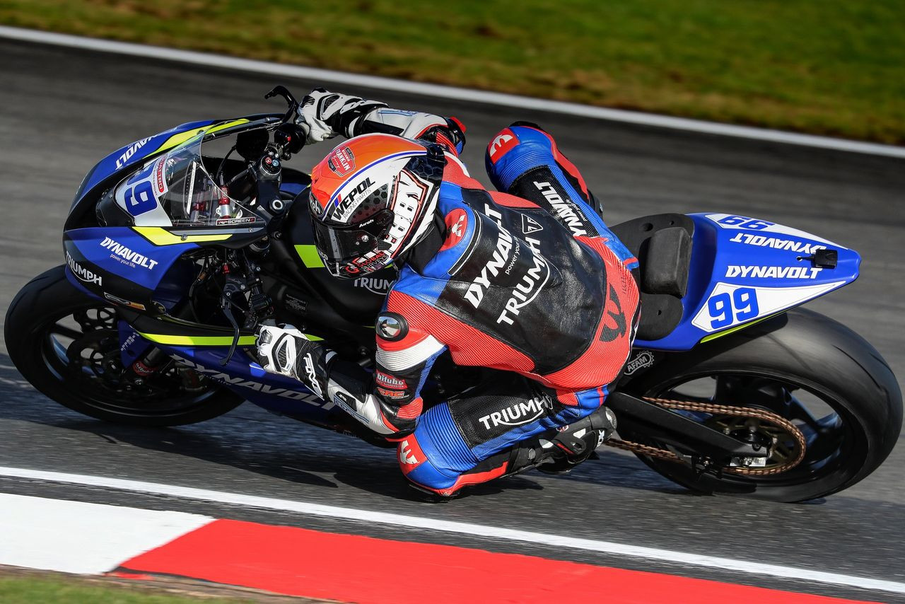 British Superbike: Mackenzie Leads Practice At Donington Park ...
