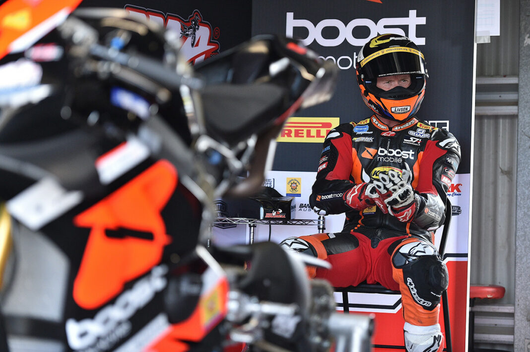 Australian Superbike: Maxwell Tops Practice Friday At Wakefield Park ...