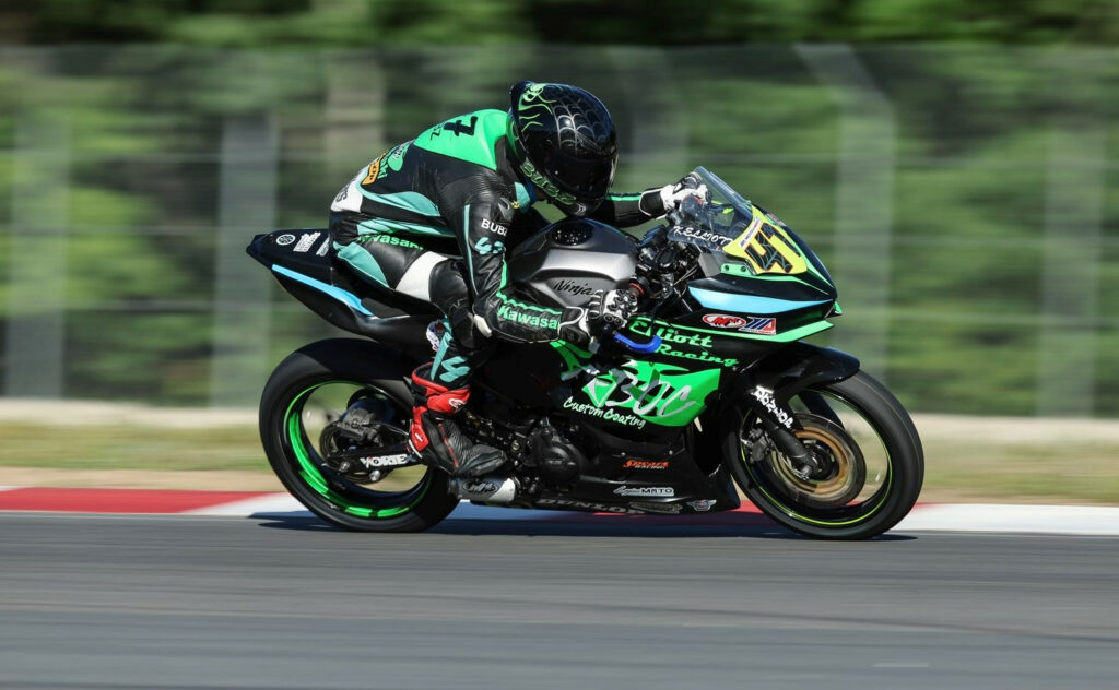 MotoAmerica: Elliott Racing Kawasaki In Junior Cup - Roadracing World ...