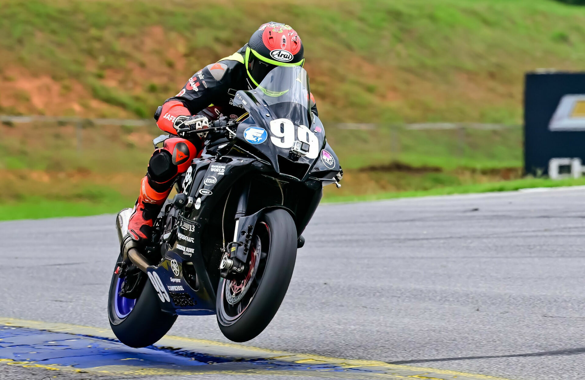 N2/WERA National Endurance: Hayes And Dunlop Join Army Of Darkness ...