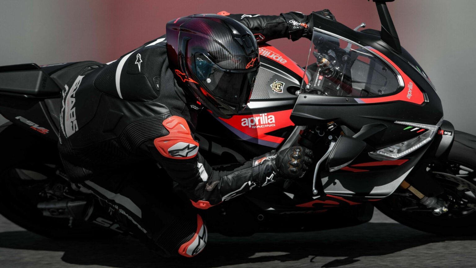 Alpinestars Presents Its All-New Supertech R10 Road Racing Helmet ...