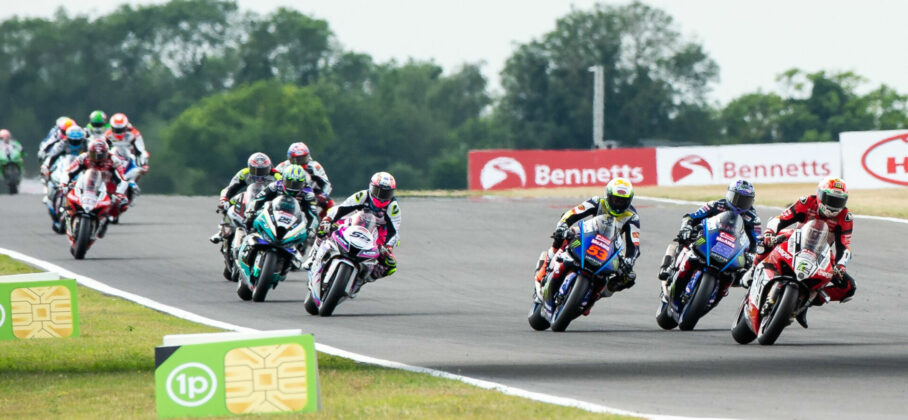 British Superbike: Race One Results From Snetterton - Roadracing World ...