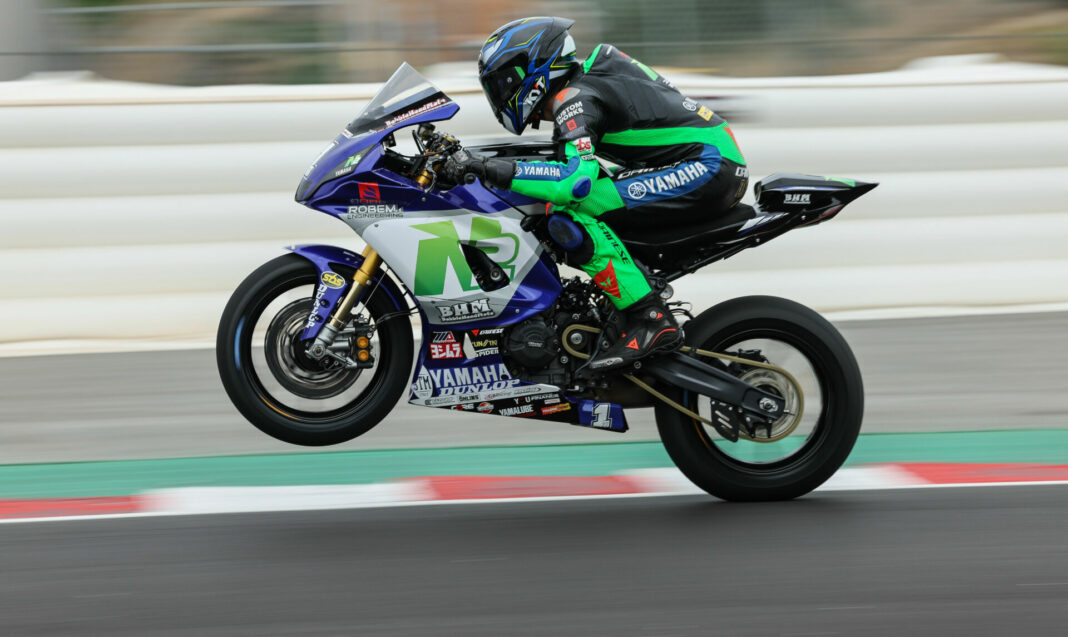 MotoAmerica: Davis Dominates Twins Cup FP1 At PittRace (Updated ...