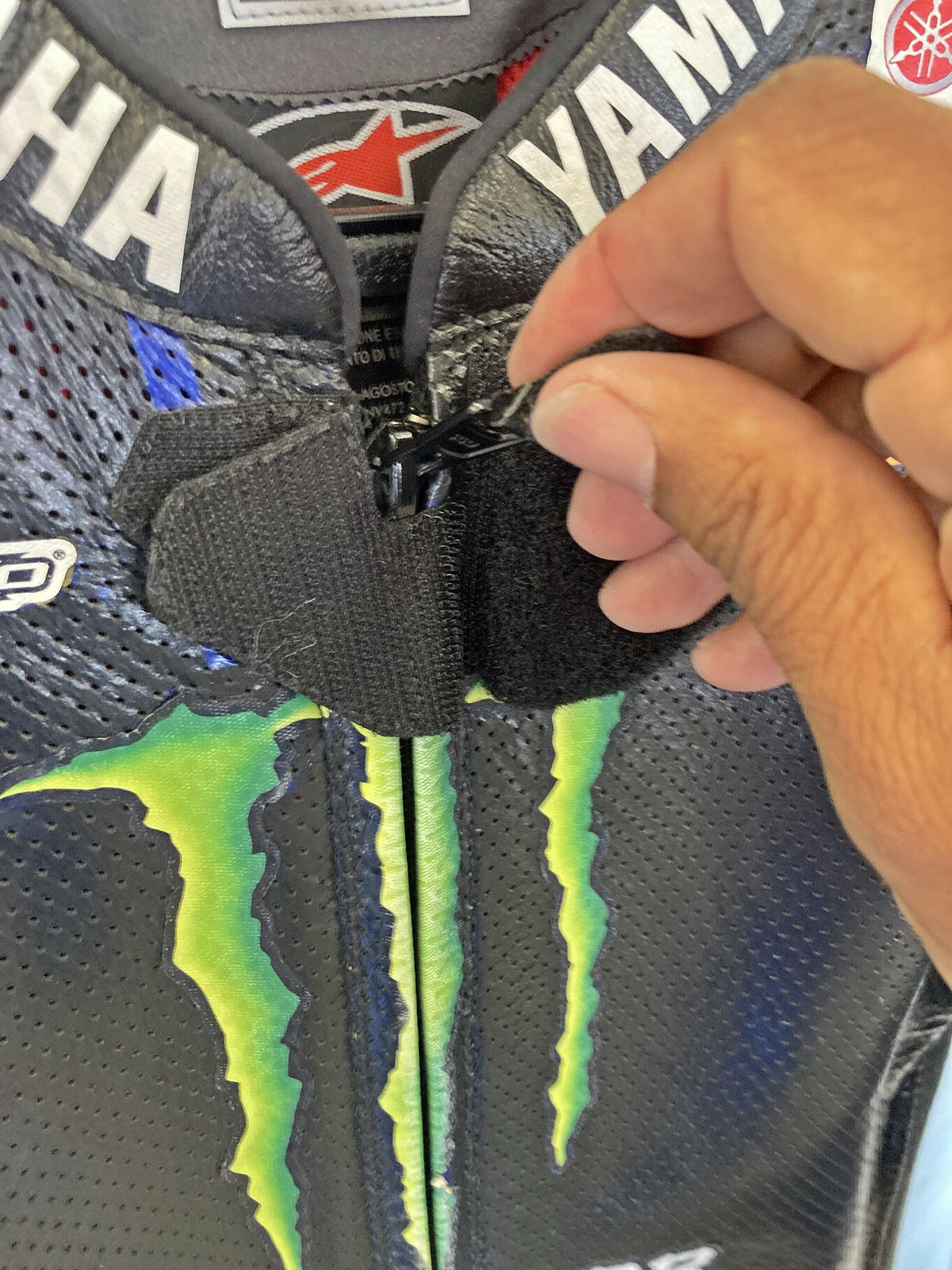 MotoGP: Fabio's Secret: The Double-Velcro Zipper Trap - Roadracing ...