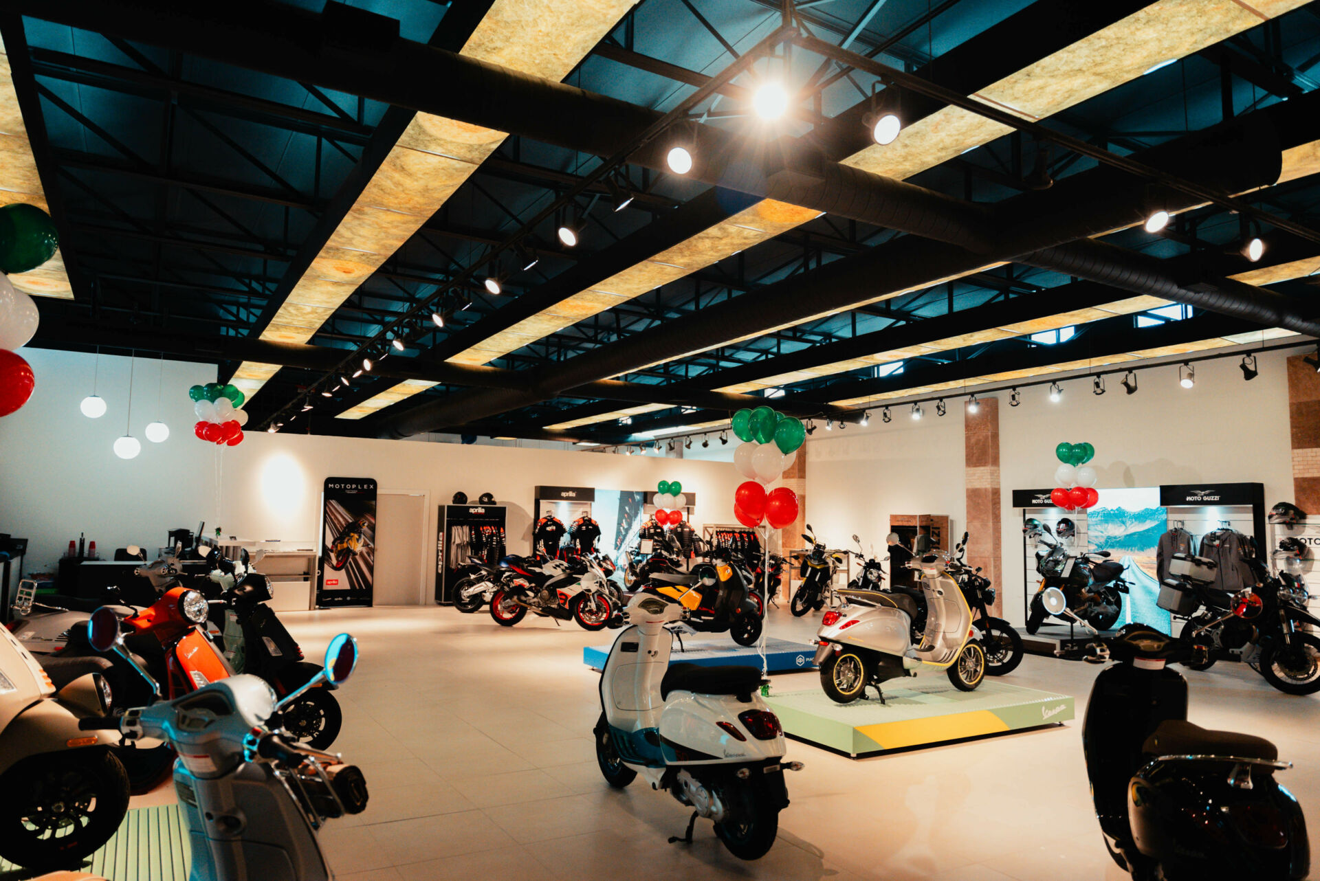 Piaggio-Exclusive Flagship Dealership Opens In Daytona Beach, Florida ...
