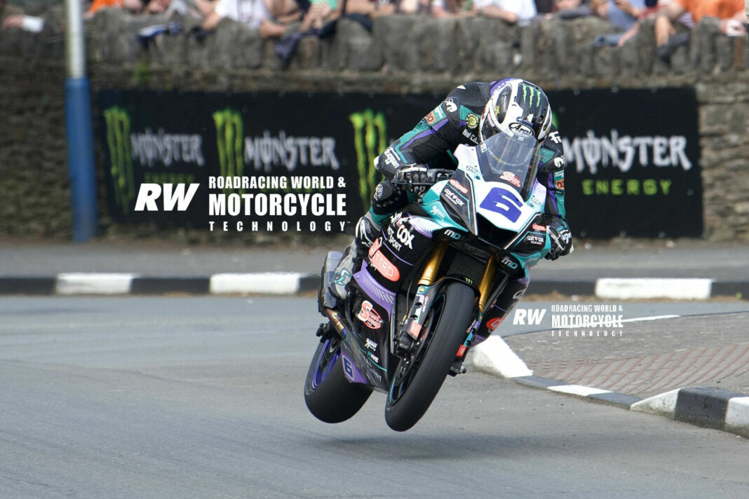 Isle Of Man TT: Supersport TT Race One Report - Roadracing World Magazine | Motorcycle Riding ...