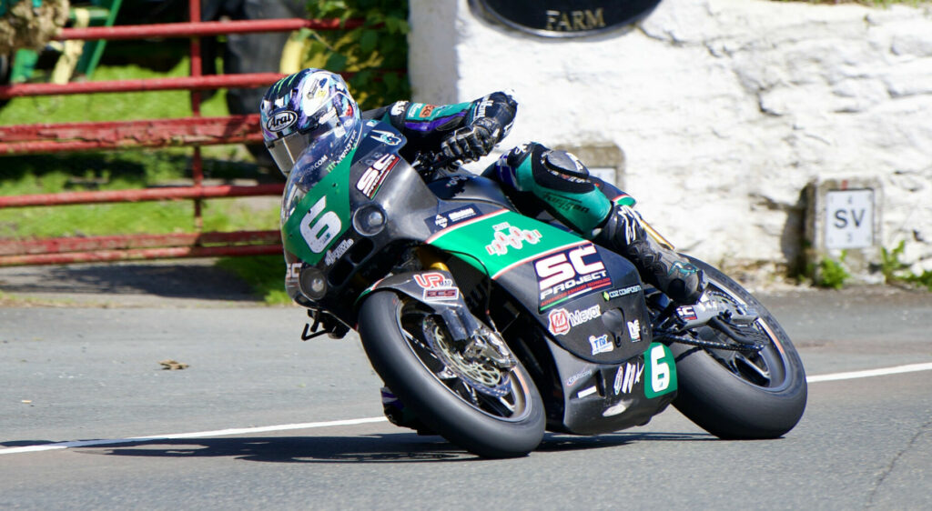 Isle Of Man TT: Supertwin TT Race Two Report - Roadracing World Magazine | Motorcycle Riding ...