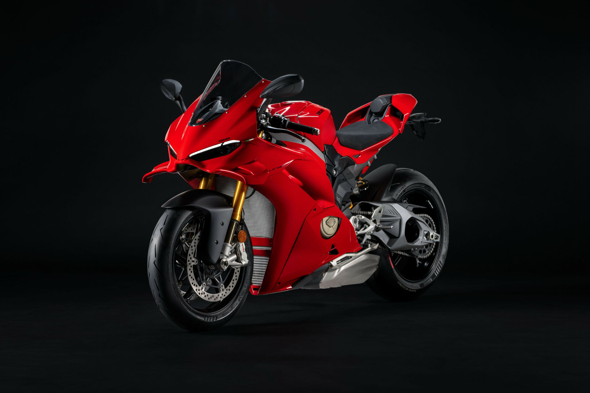 Ducati Unveils Lighter, Faster Panigale V4 - Roadracing World Magazine ...