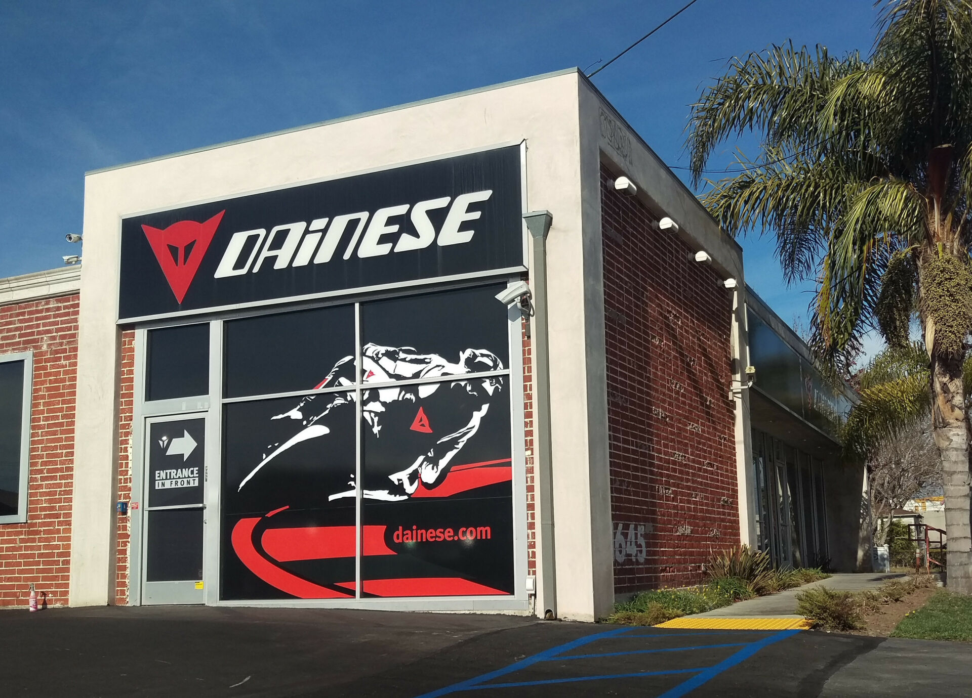 Dainese Celebrates 20 Years In The USA, Opens 13th Retail Store ...