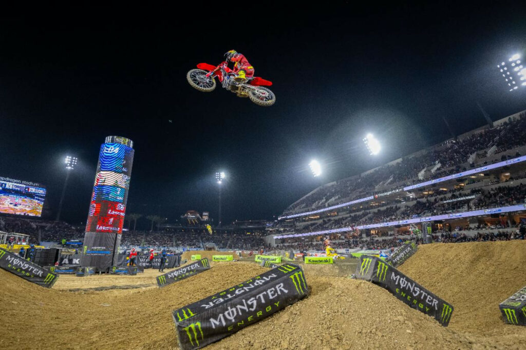 Supercross Results From San Diego - Roadracing World Magazine ...