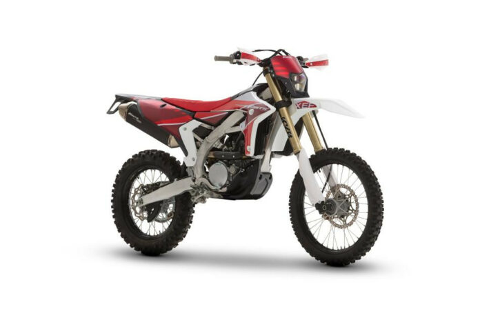 Fantic Expands Into The U.S. With 2-stroke & 4-stroke Enduros ...