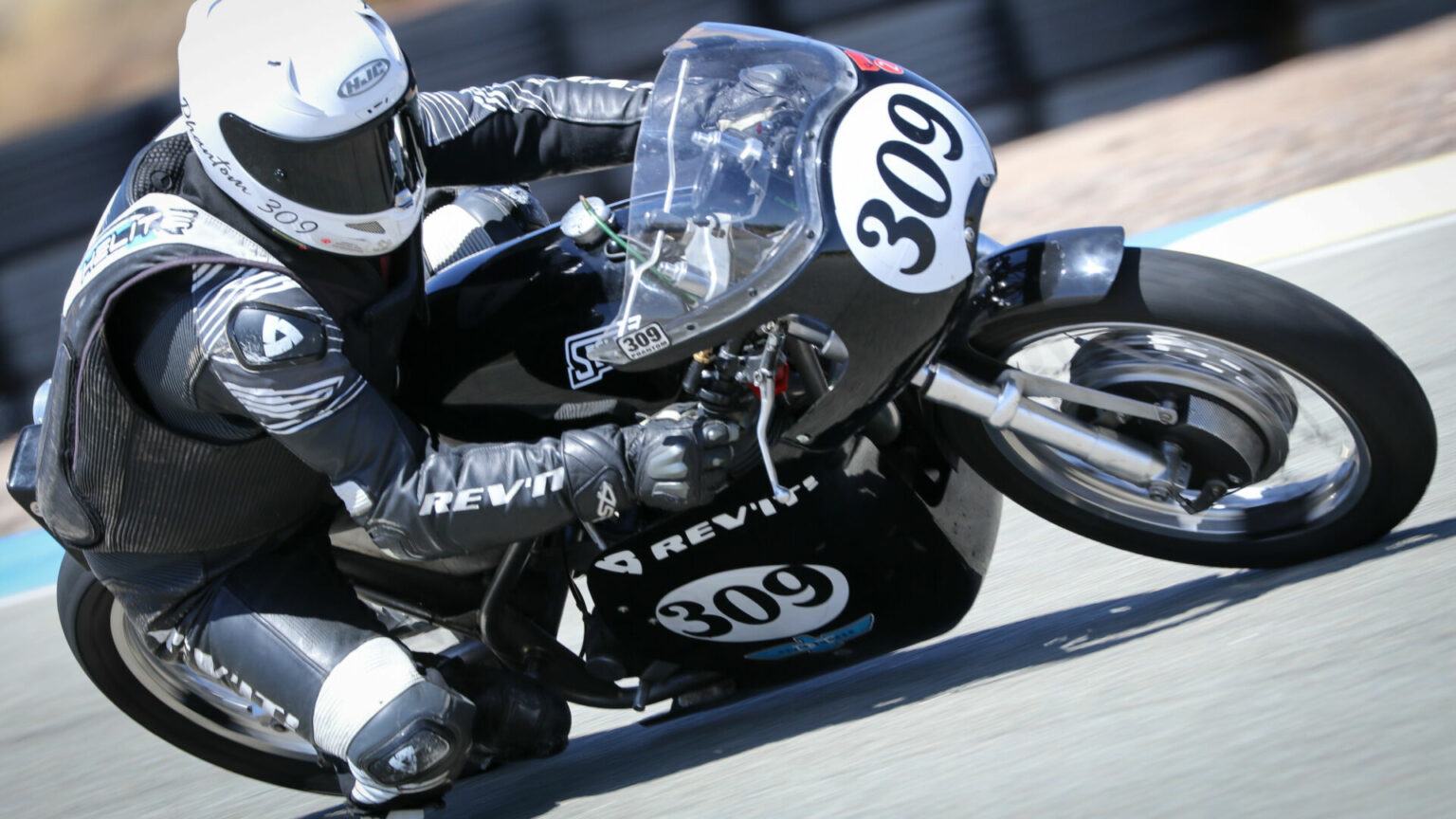 AHRMA Vintage Cup Recap From Willow Springs & Inde - Roadracing World ...