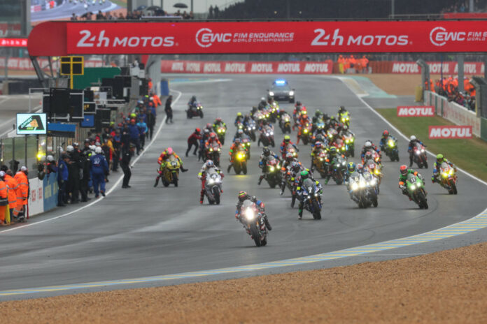 24 Heures Motos : Full Race Report - Roadracing World Magazine ...