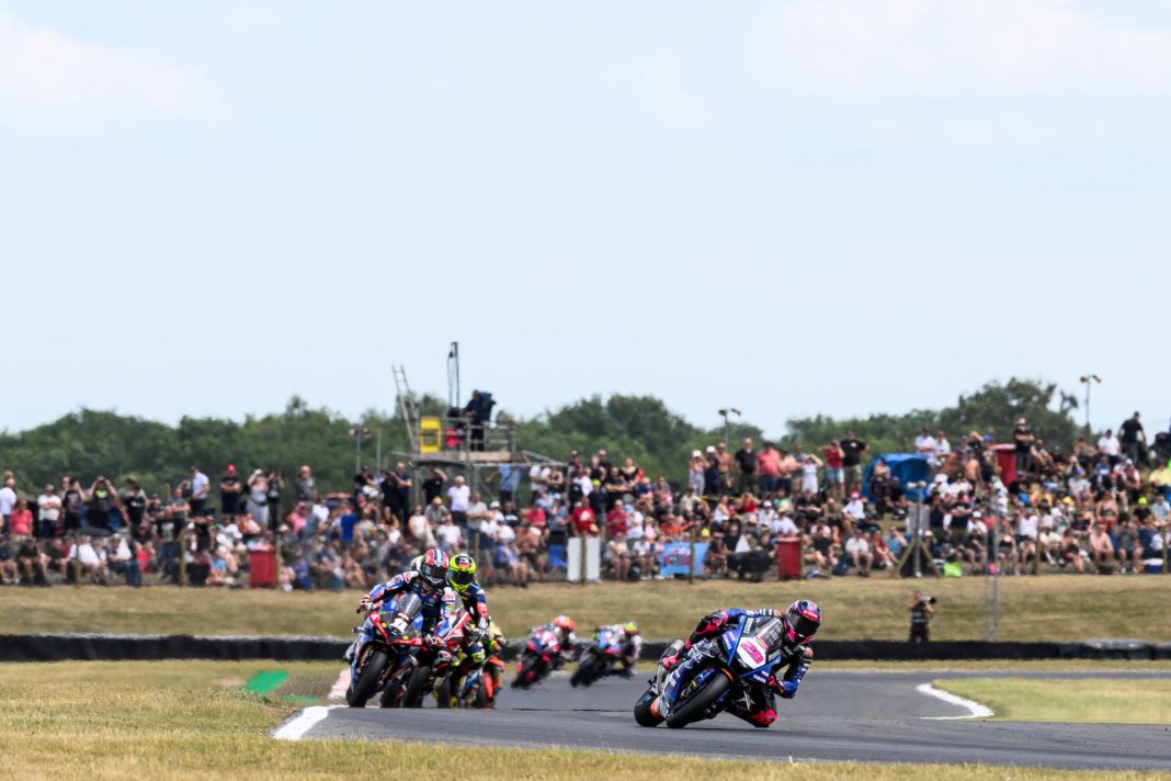 BSB: Ray Sweeps All Three Races At Snetterton - Roadracing World ...