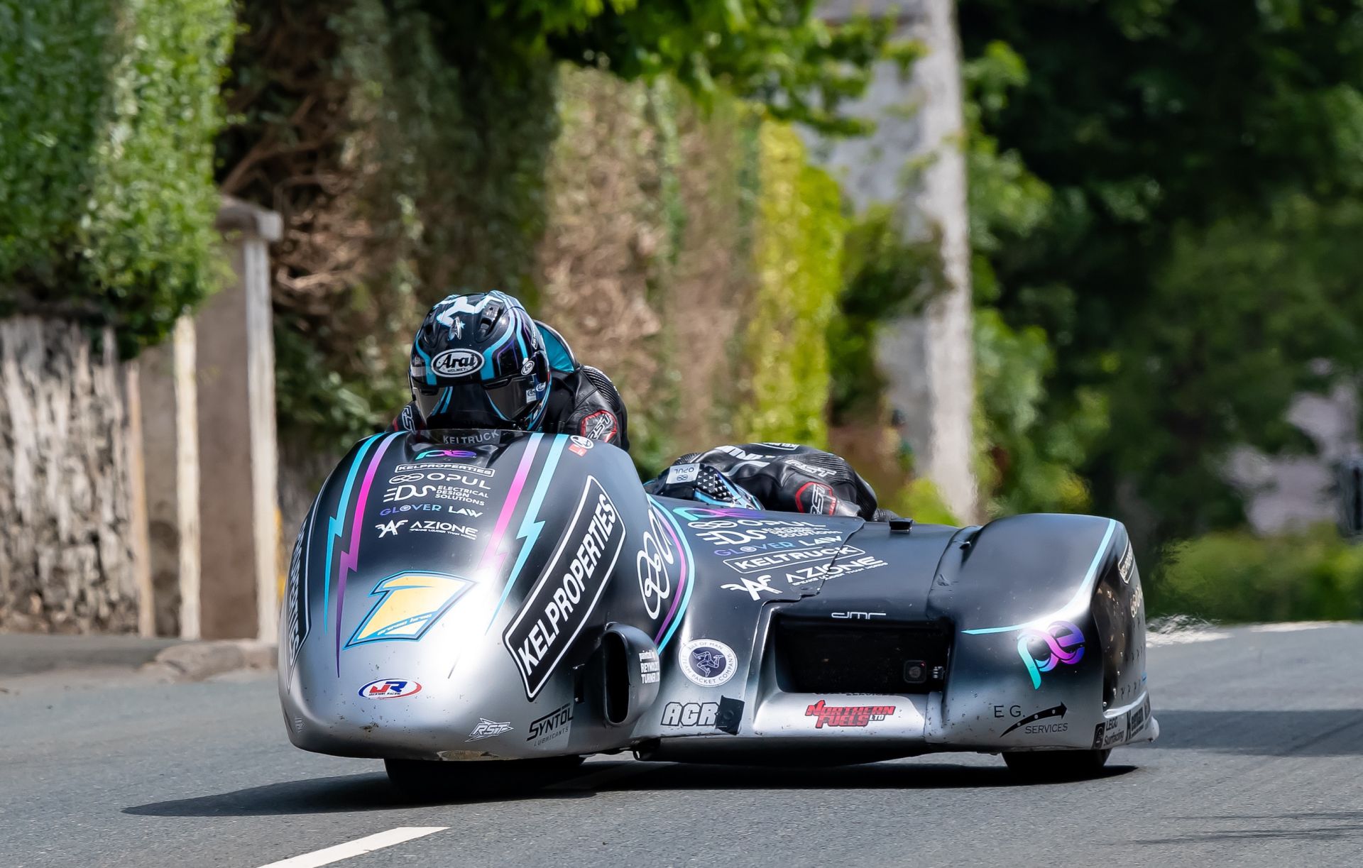 Isle of Man TT: Sidecar TT Race 1 Results - Roadracing World Magazine ...
