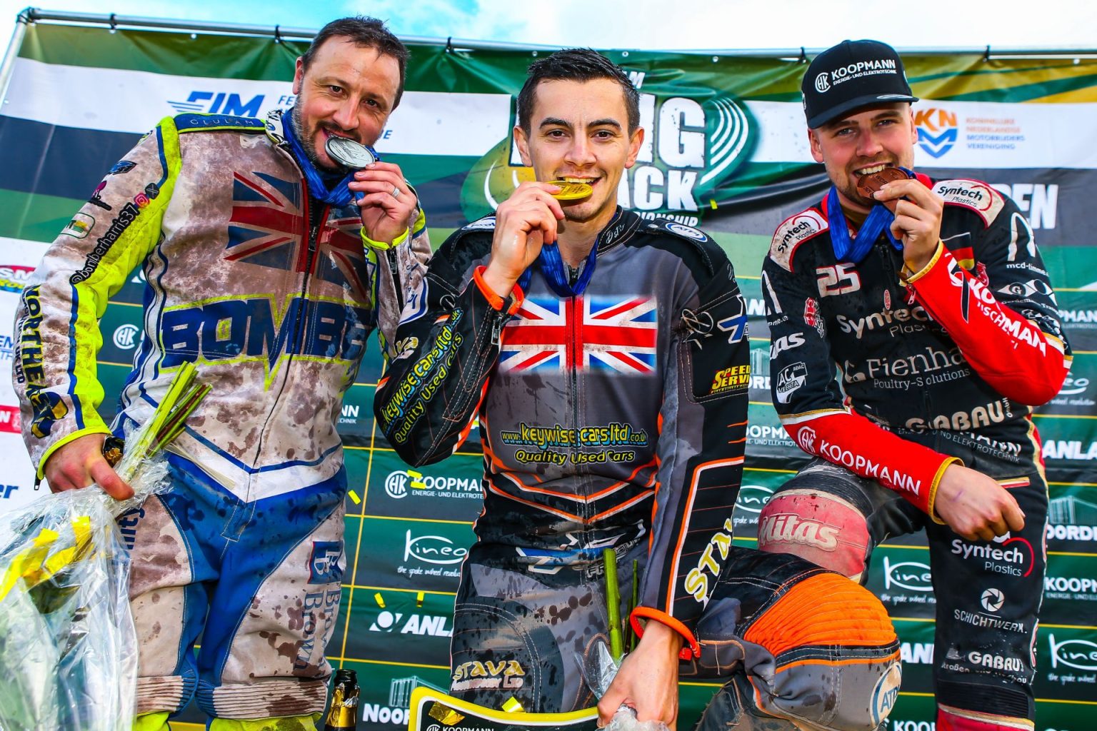 FIM Long Track: Wajtknecht Wins 2025 World Championship - Roadracing ...