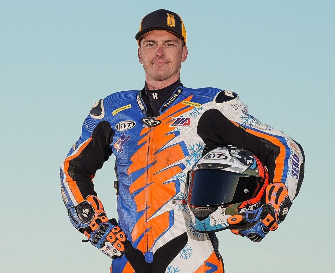 Daytona 200: Carl Soltisz On Astro-JJR HIPPO & MAR Suzuki - Roadracing ...