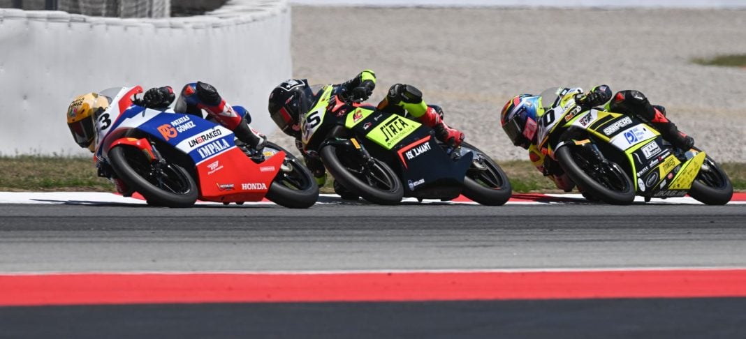Texan Mikey Lou Sanchez's Tough FIM MotoJunior Moto4 Opener ...